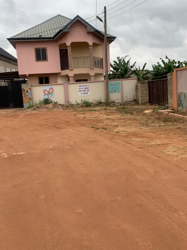 Anaokulları Just Like Me Day Care, Dünya, foto