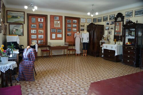 Müzeler ve sanat galerileri N.M. Pyakhin Museum of Local Lore and Watermelon Museum, Saratovskaya oblastı, foto