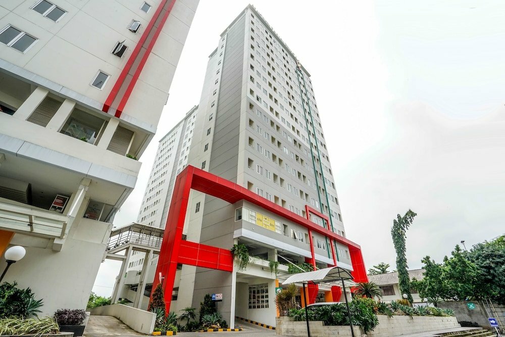 Otel Oyo 364 Fame Pavillion Permata, Surabaya, foto