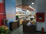 Овощи и фрукты (Norilskaya ulitsa No:9с25), manavlar  Krasnoyarsk'tan