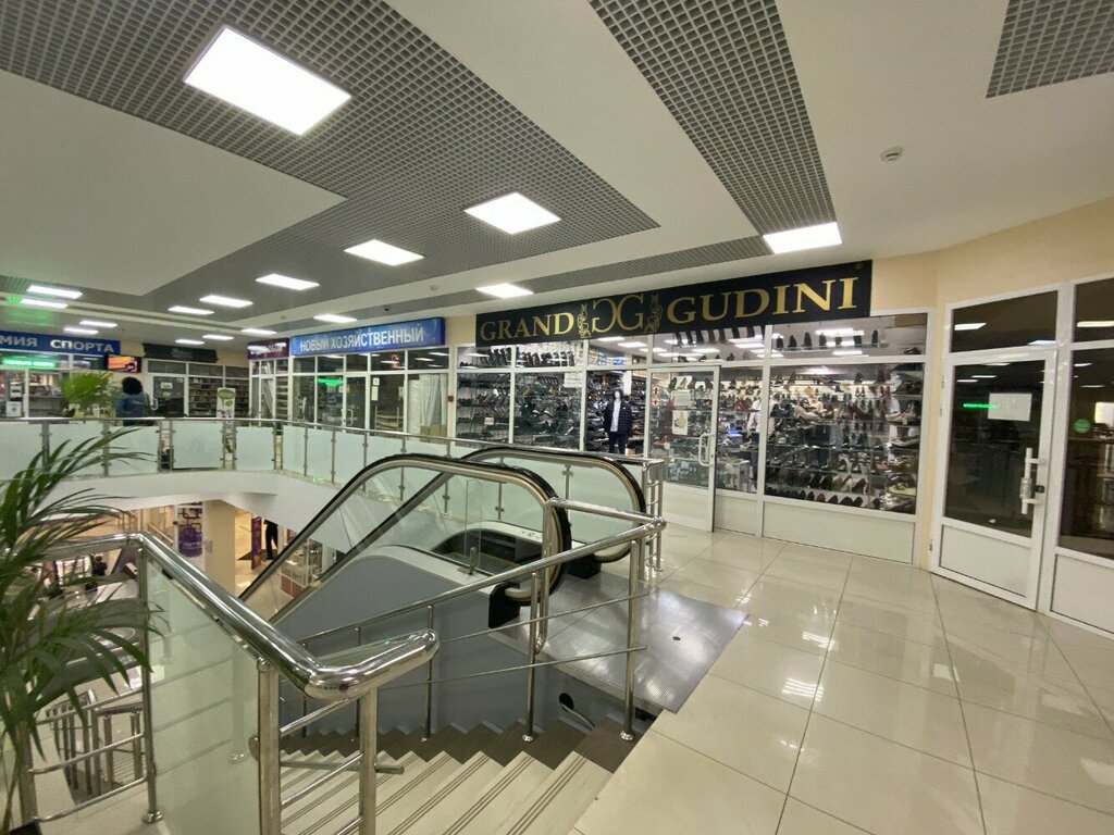 Ayakkabı mağazaları Grand gudini, Moskova, foto