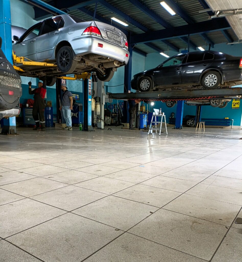 Jant ve lastikçiler Автотехцентр, İvanteyevka, foto