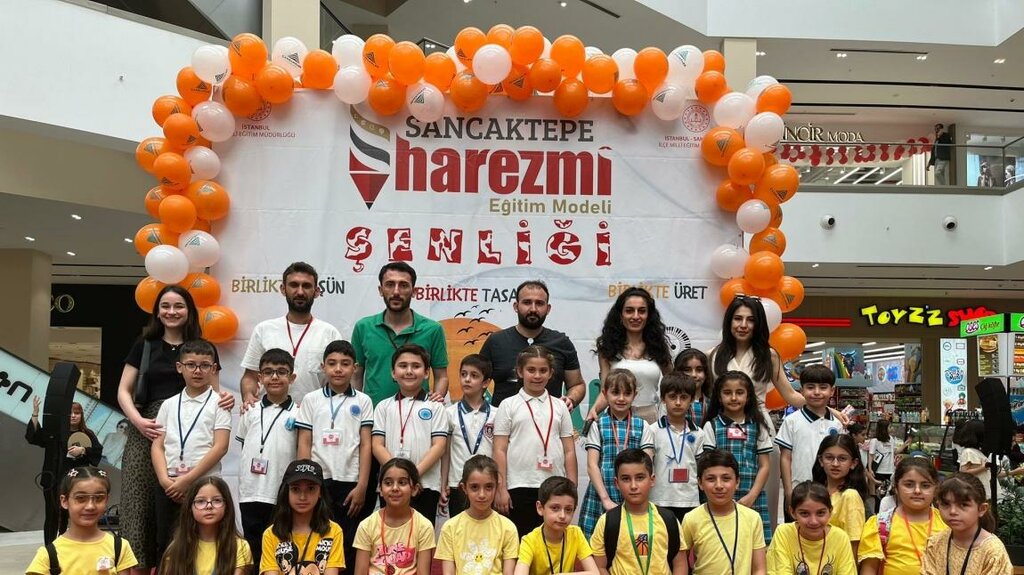 i̇lkokul Kemal Türkler İlkokulu, İstanbul, foto