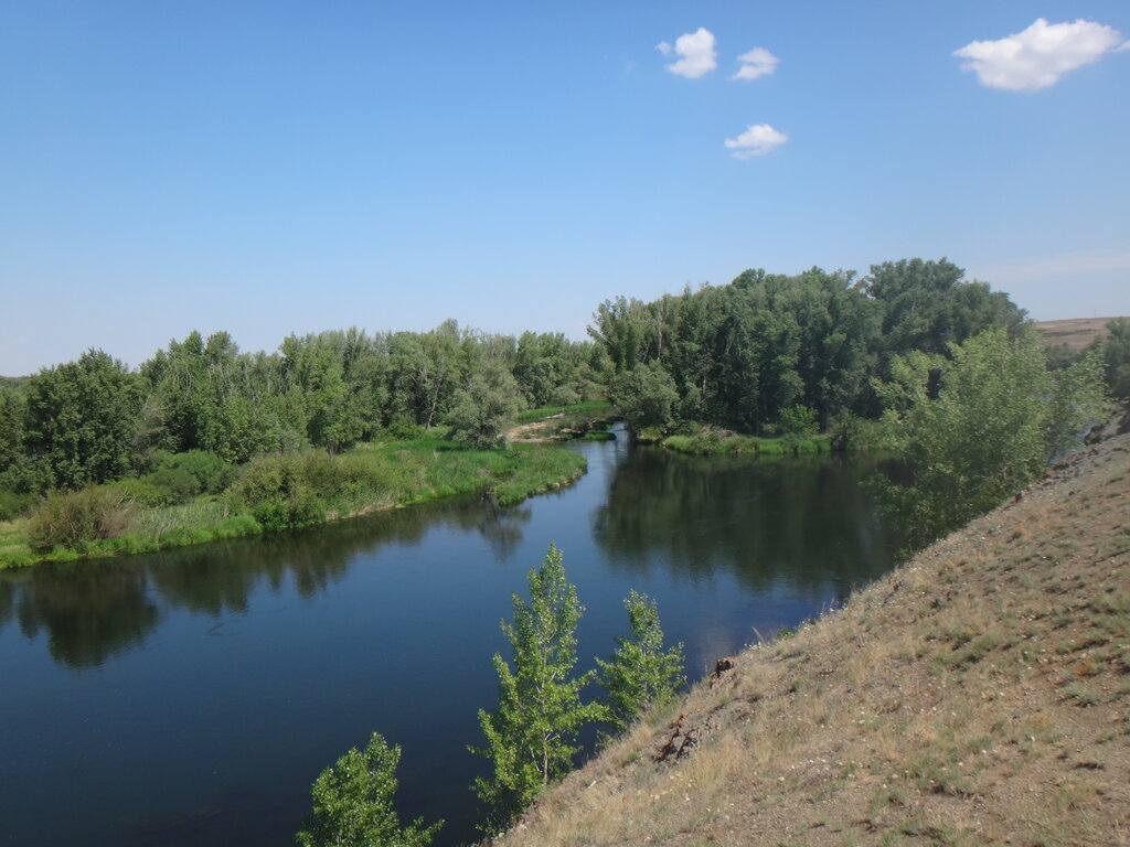 Doğa Геолого-геологический памятник природы Скалистый яр, Orenburgskaya oblastı, foto