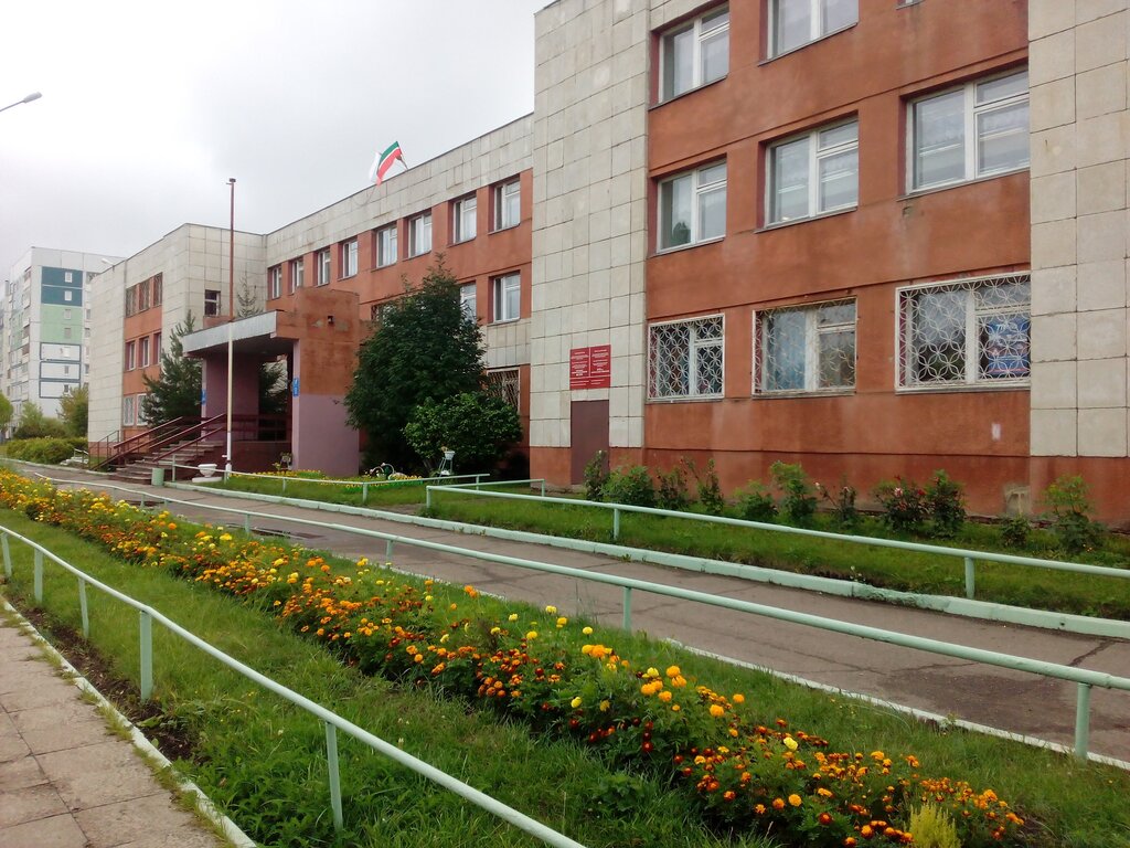 Ortaokul Srednyaya obshcheobrazovatelnaya shkola № 52, Naberejniye Çelny (Yar Çallı), foto