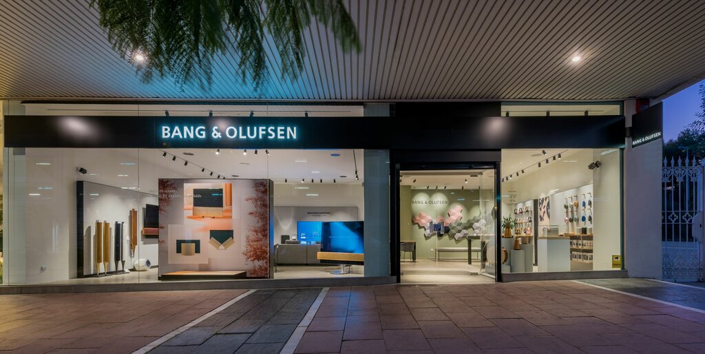 Elektronik eşya mağazaları Bang & Olufsen, Endülüs, foto