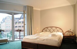 City Hotel (Theodor-Heuss-Ring No:15, Geilenkirchen), otel  Geilenkirchen'den