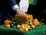 Onoranze Funebri Barili Giaroli (Abruzzo, L'Aquila, Via Massimo D' Azeglio), cenaze hizmetleri  Parma'dan