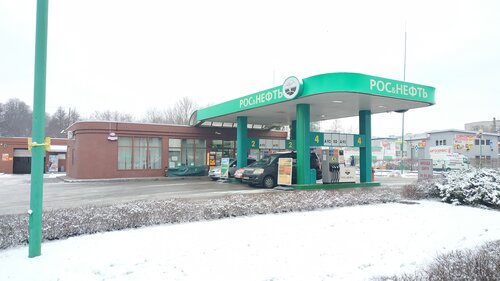 Benzin istasyonu Ros&neft, Kaliningrad, foto