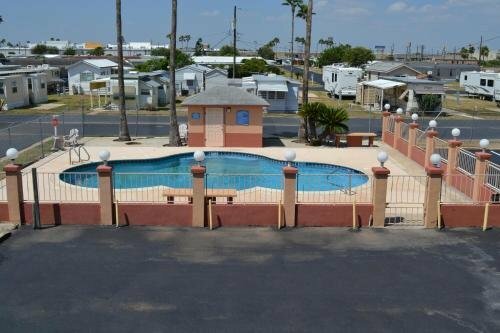 Otel Deluxe Inn and Suites Weslaco, Texas, foto