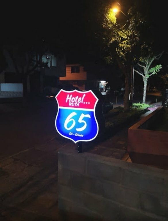 Otel Hotel Ruta 65, Cali, foto