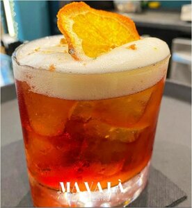 Ma Va La' Cafè & Bistrot (Lombardy, Provincia di Varese, Caronno Varesino, Gallarate), bar  Gallarate'den