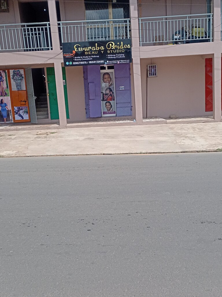 Güzellik salonu Ewuraba brides beauty studio, Akra, foto