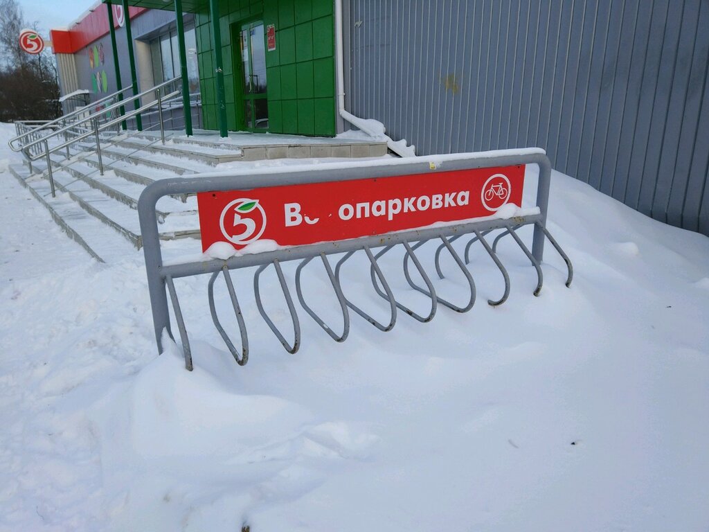 Bisiklet park yerleri Велопарковка, Perm, foto