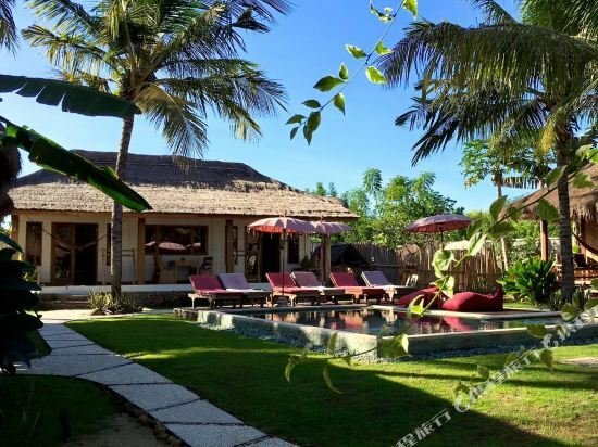 Otel Bombora Bungalows, , foto
