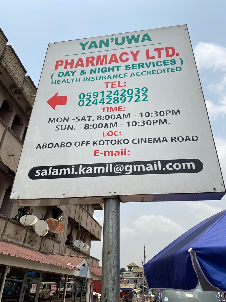 Eczaneler Yanuwa Pharmacy, Kumasi, foto