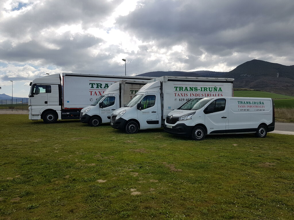 Toplu taşıma yönetimi ve bakımı Trans Iruña Taxis Industriales, Navarra, foto