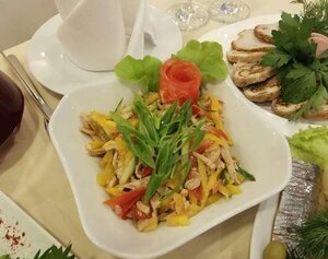 Yuliana (prospekt Korolyova No:26, Omsk), restoran  Omsk'tan