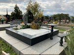 Granit (Монастырское шоссе No:11), heykel ve mezarlık taşı üreticileri  Sevastopol'dan