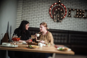 Глория (Oktyabrskaya Street No:22), kafe  Kingisepp'ten