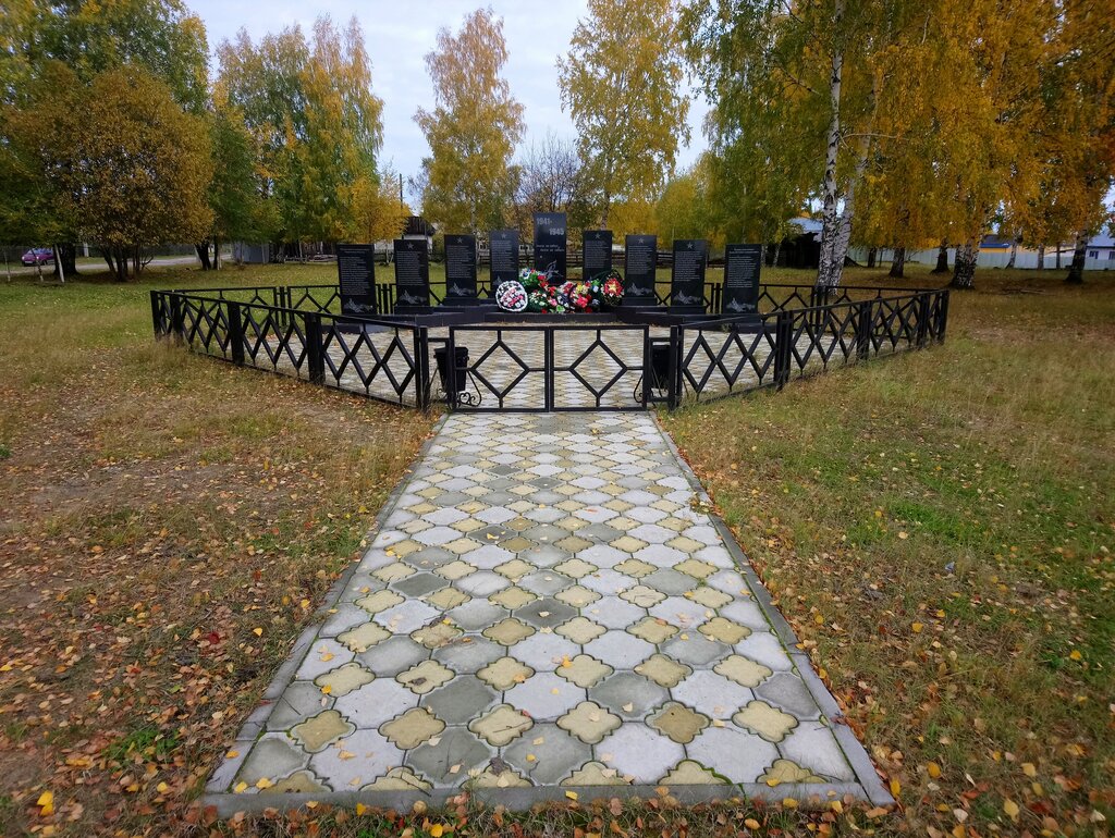 Anıt, heykel Воинам Великой Отечественной войны, Hantı‑Mansi Özerk Okrugu, foto