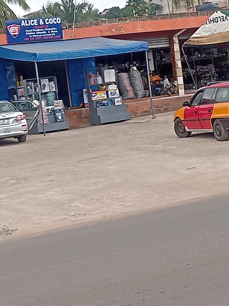 Kozmetik ve parfümeri mağazaları Alice &Coco, Dünya, foto