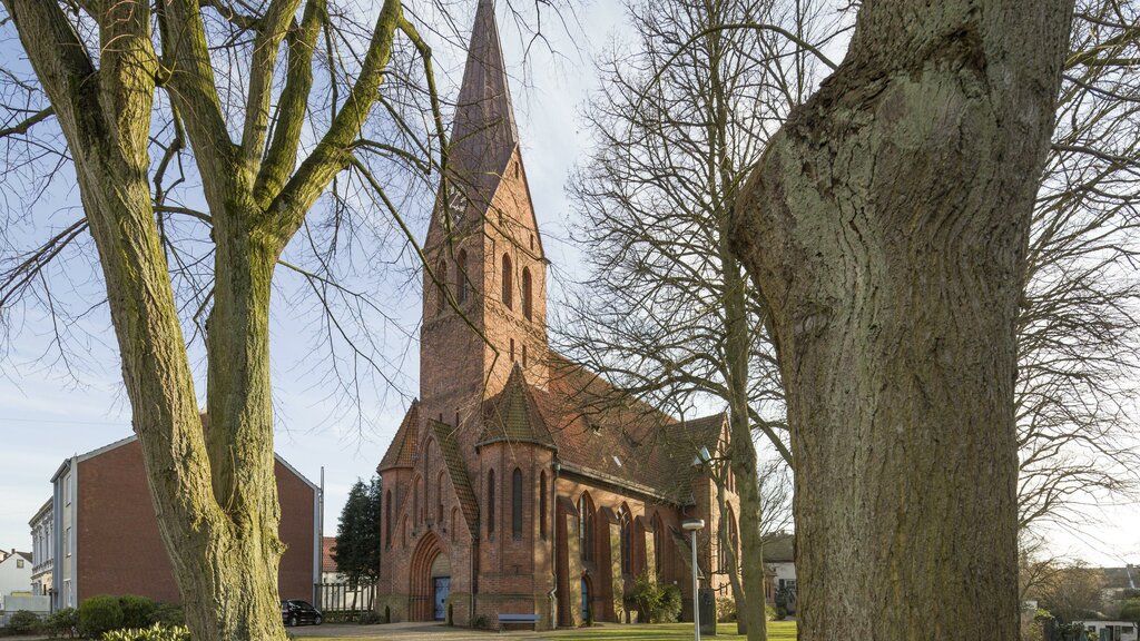 Dini dernekler Christuskirche - Evangelische Christuskirche Woltmershausen, Bremen, foto