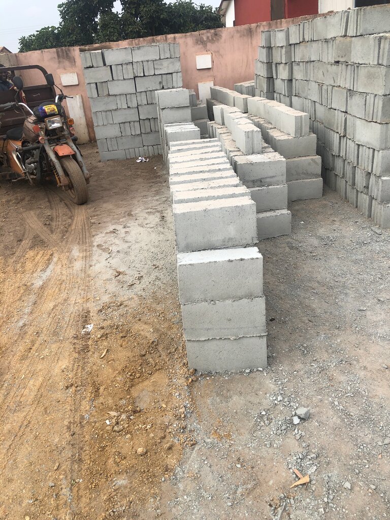 Yapı malzemeleri pazarı Awurade na aye, Dünya, foto