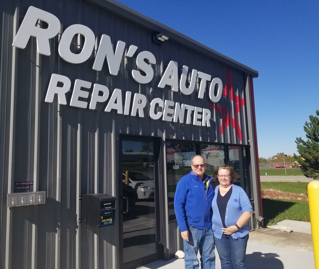 Otomobil kliması firmaları Ron's Auto Repair Center, Ames, foto