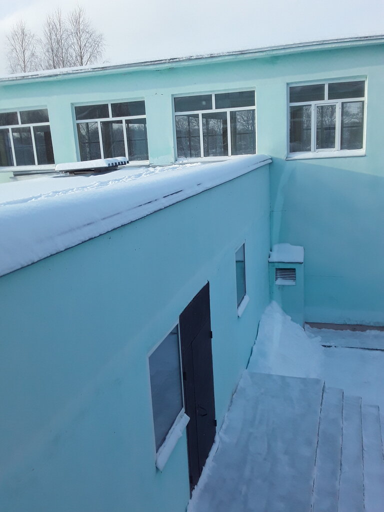 Ortaokul Zherelevskaya Obshcheobrazovatelnaya Srednyaya shkola, Mou, Kalujskaya oblastı, foto