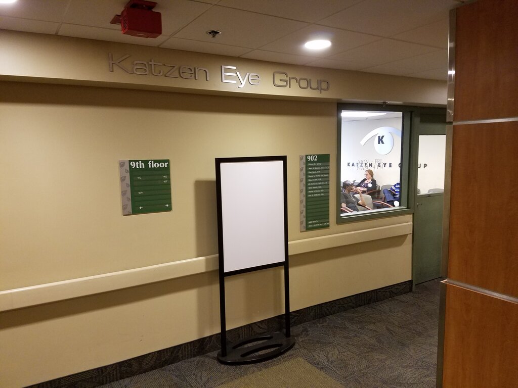 Optik Katzen Eye Group, Baltimore, foto