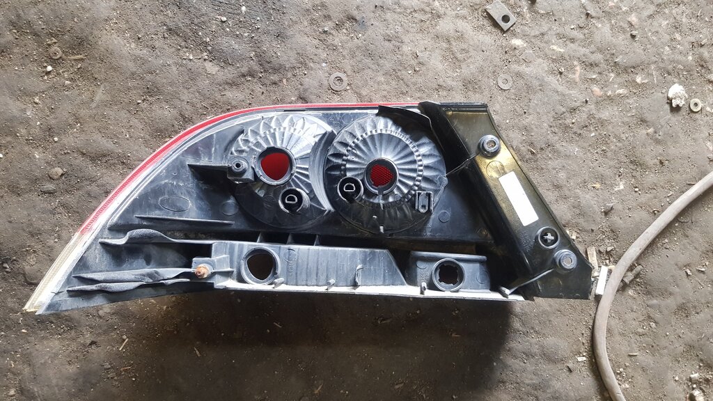 Çıkma yedek parça Parsing a car from A to Z, Kırım Cumhuriyeti, foto