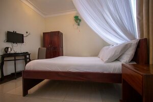 Al Nisaa Hotel and SPA (Busoga, Jinja), otel  Jinja'dan