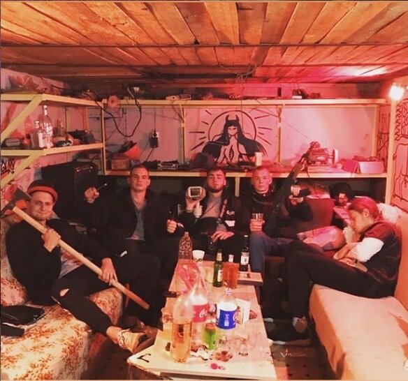 Antikafe DeepGarage, Velikiy Novgorod, foto