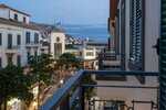 The Market Place Apartments (Rua Doutor Fernão de Ornelas No:64), otel  Funchal'dan