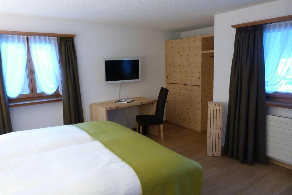Otel Wellnesshotel Liun, Graubunden, foto