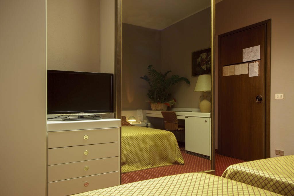 Otel Hotel i Diamanti, Lombardiya, foto