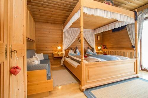 Otel Gästehaus Neumayer, Tirol, foto