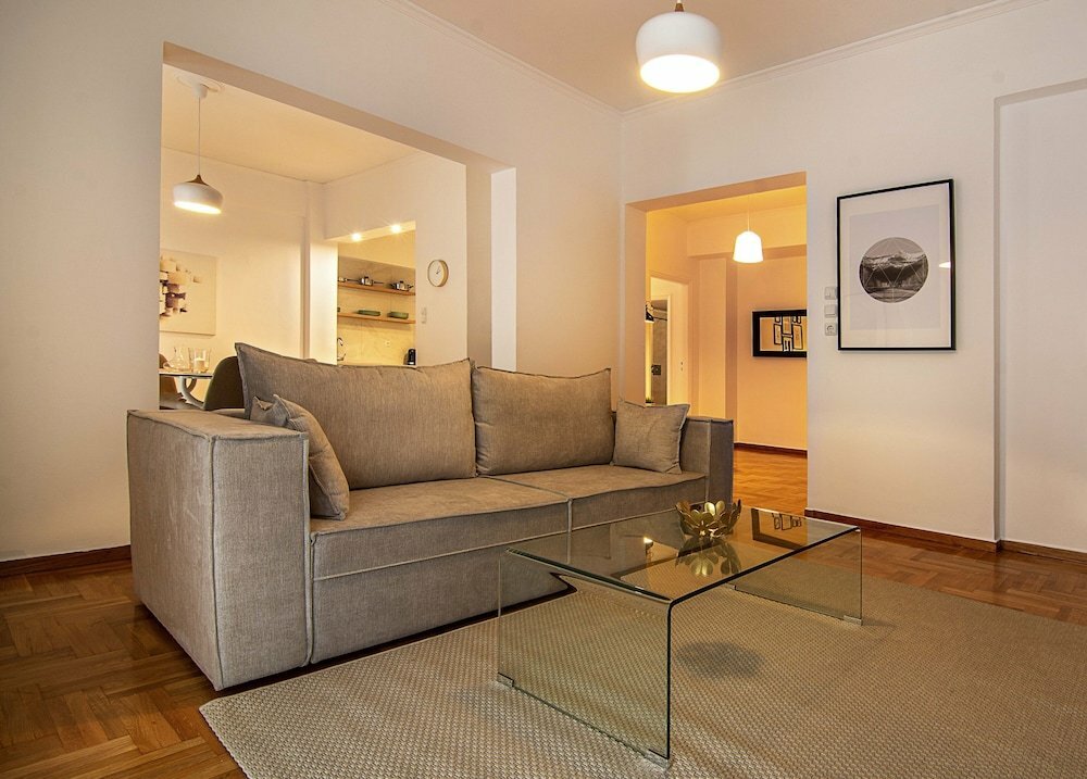 Otel Elegant spacious & minimalist Apt balcony, Atina, foto