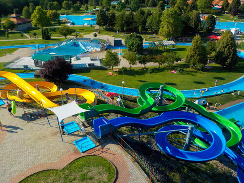 Su parkı AquaCity Zalaegerszeg, Zala, foto