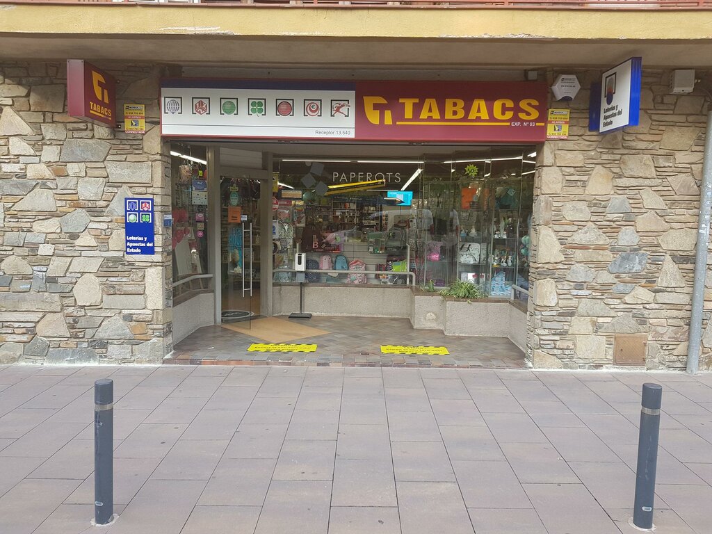 Kitap mağazaları Paperots, Katalonya, foto