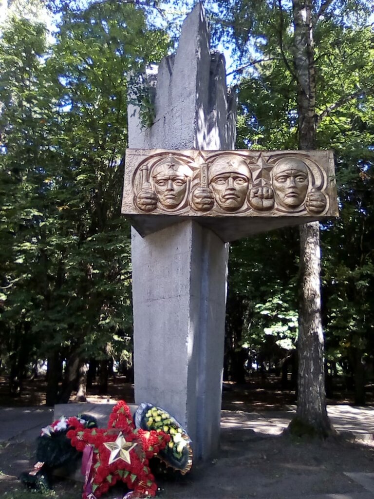 Anıt, heykel Воинам, павшим в годы Великой Отечественной войны, Tambovskaya oblastı, foto