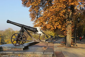 Пушка (Chernihiv, park Dytynets), teknoloji anıtı  Chernigov'dan