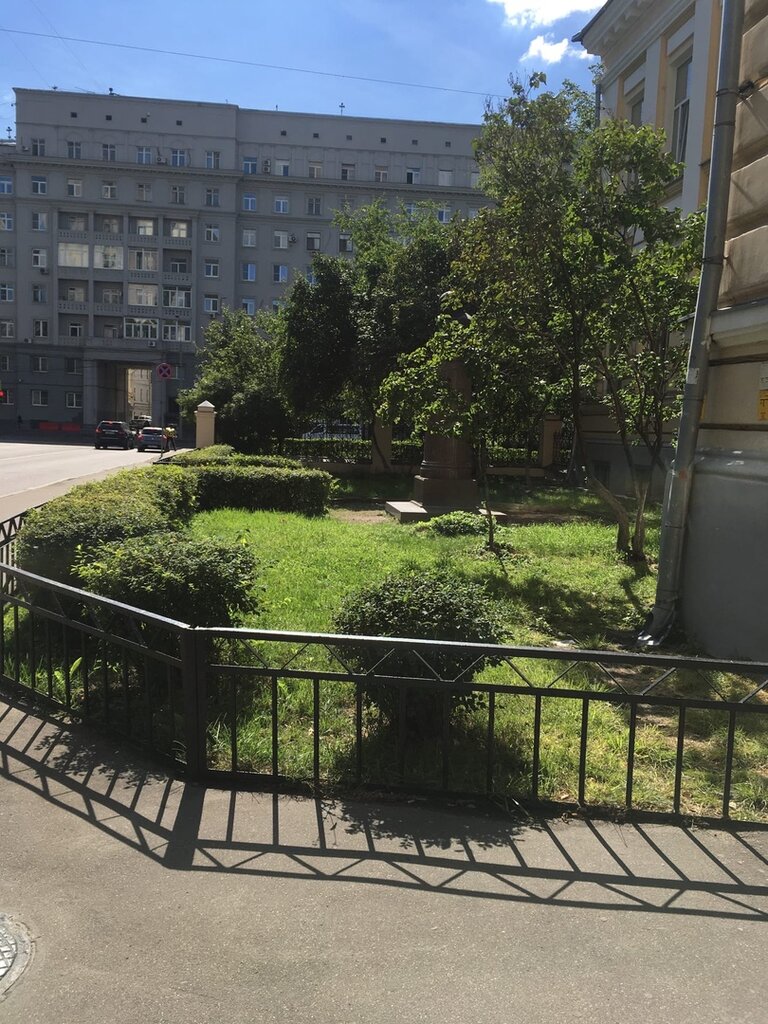 Anıt levhası, anıt taş П.Н. Обросов, Moskova, foto