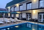 Paradise (Широкая улица No:4), otel  Saki'den (Sak'tan)