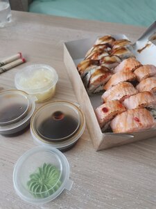 Sushi Fantasy (Moscow, Troitsk District, Novovatutinski Avenue, 13), suşi restoranı  Moskova'dan