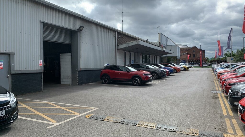 Otomobil parçaları imalatı Peugeot Service Centre Wakefield, Wakefield, foto