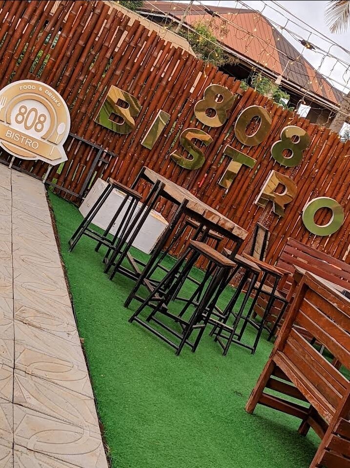 Restoran 8o8 Bistro, Kumasi, foto