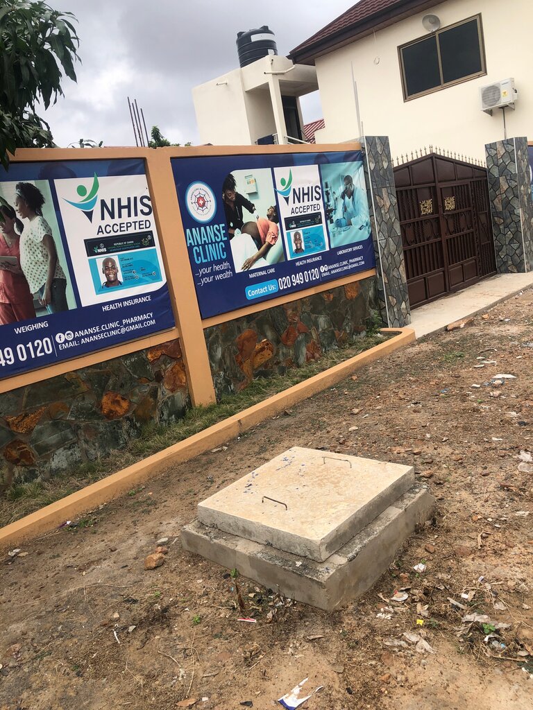 Tıp merkezleri ve klinikler Ananse, Dünya, foto