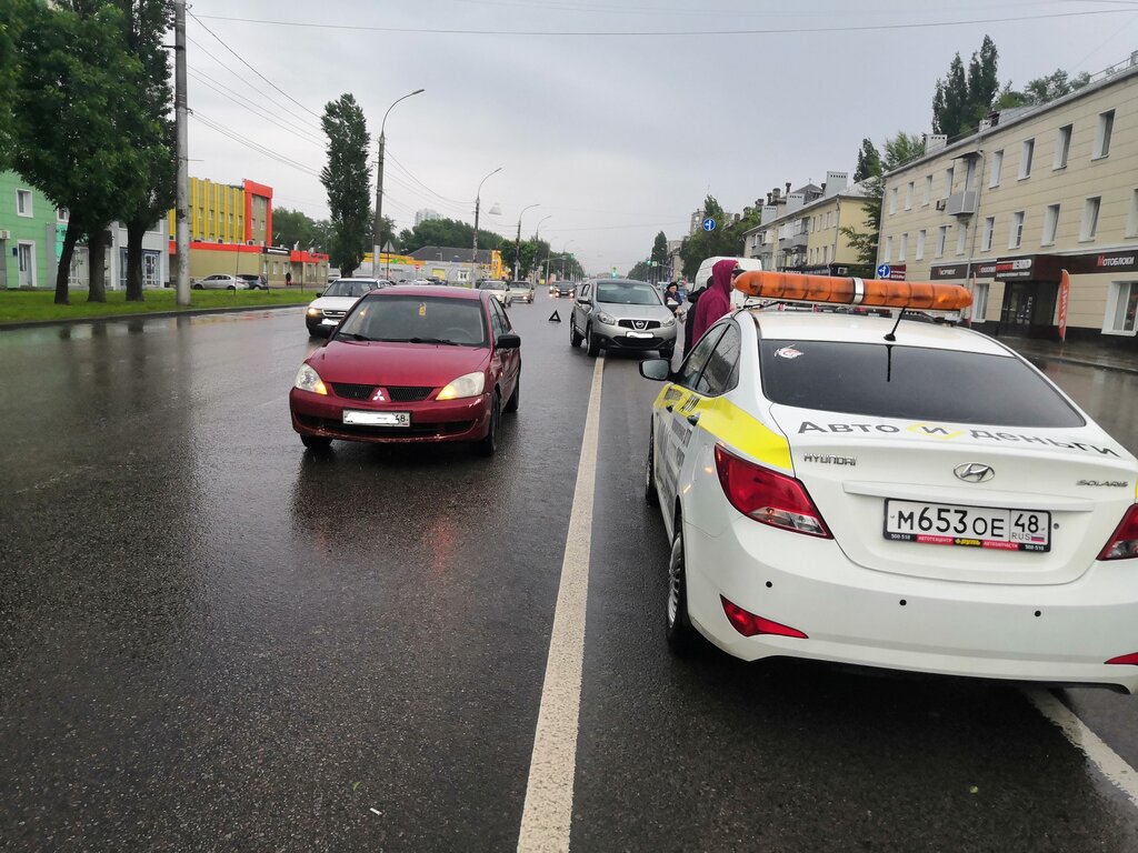 Trafik güvenlik müfettişi Avto i dengi, Lipetsk, foto